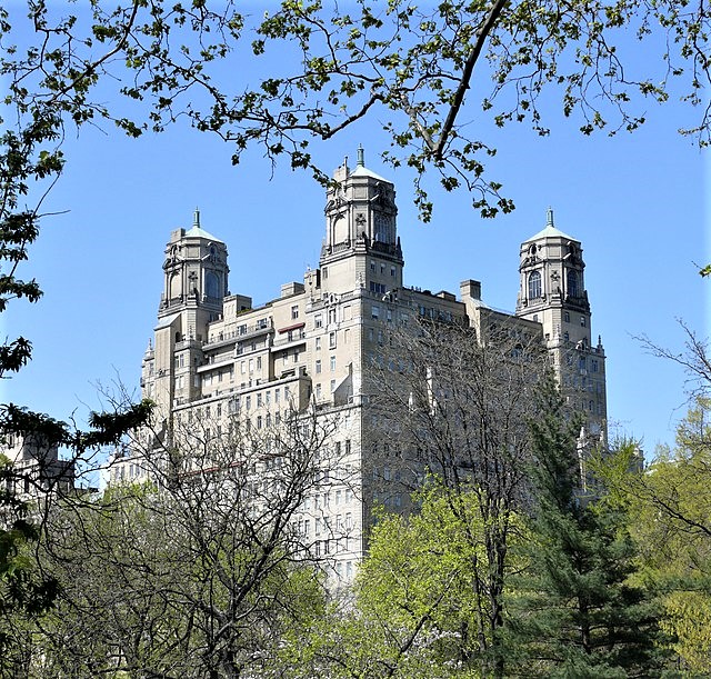 Loss Amid Luxury: The Private Crash of Benjamin Graham (#26) - Beyond ...